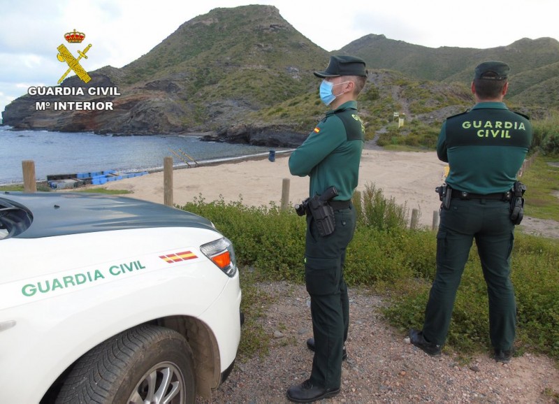 ! Spanish News Today - archived - Guardia Civil In Spain Get The Green ...